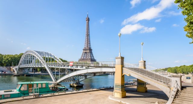 8 Prettiest Bridges In Paris - Linda On The Run