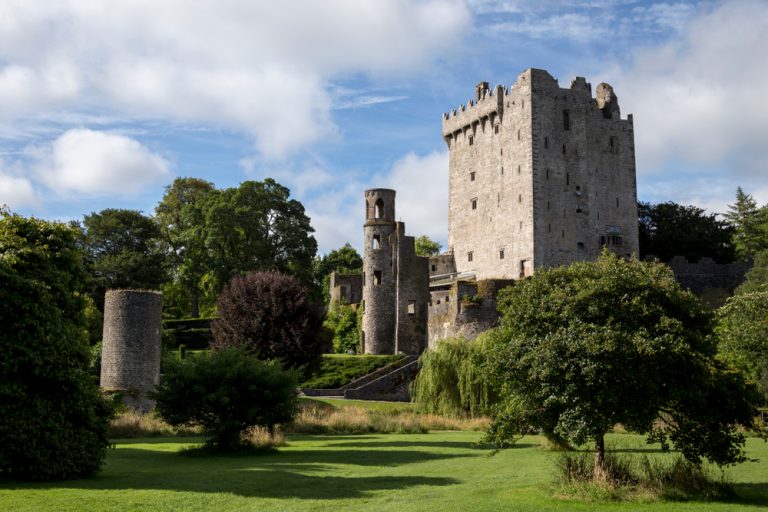 10 Things To Know Before You Kiss The Blarney Stone - Linda On The Run