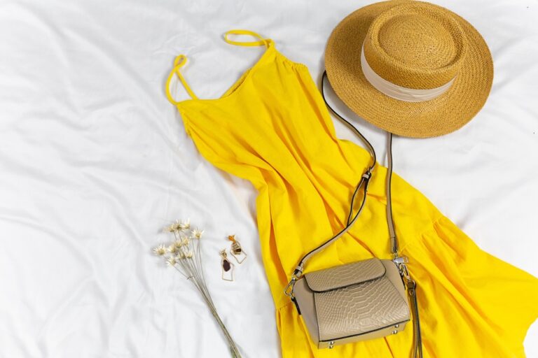 What to Wear in Japan in Spring: Cute Japan Outfit Ideas - Linda On The Run